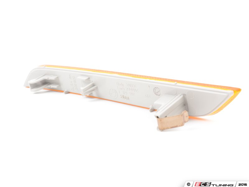 Genuine BMW - 63147179992 - Front side marker - right (63-14-7-179-992)