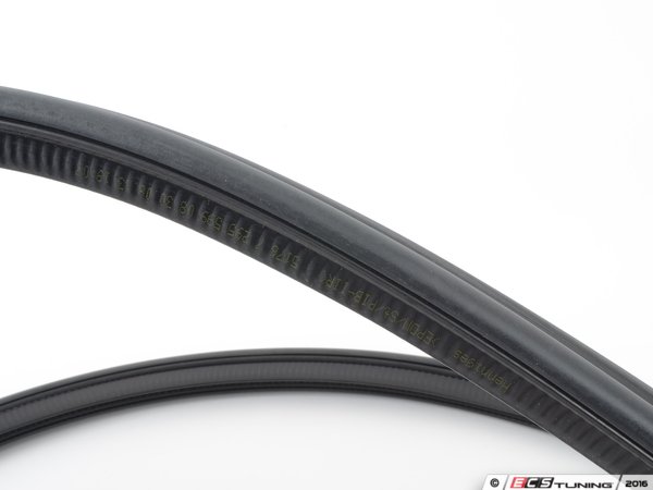 Genuine BMW - 51767372189 - Trunk Lid Gasket (51-76-7-372-189)