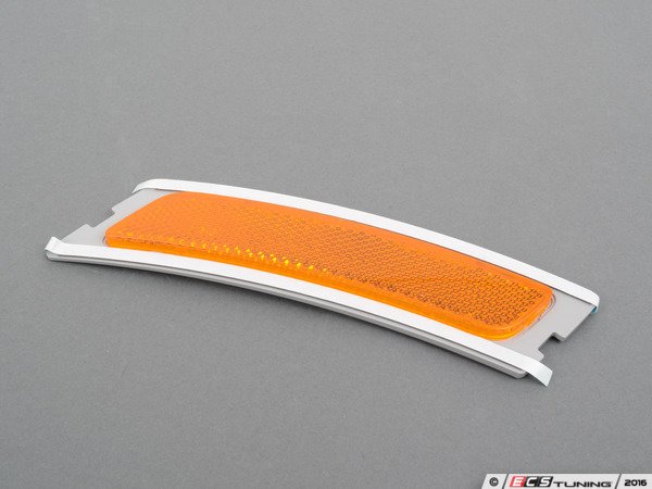 Genuine BMW - 63147845430 - REFLECTOR, REAR RIGH (63-14-7-845-430)