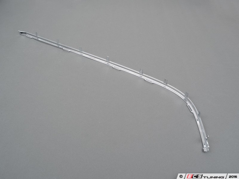 Genuine BMW - 51127005940 - COVERING RIGHT (51-12-7-005-940)