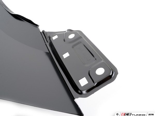 Genuine Volkswagen Audi - 561821022 - Fender - Right (561 821 022)