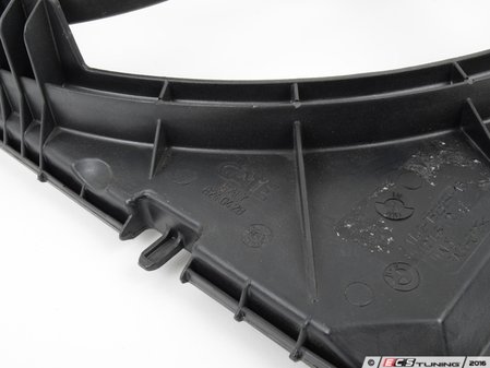 Genuine BMW - 17427533274 - Fan Shroud (17-42-7-533-274)