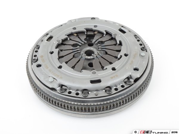 Genuine Volkswagen Audi - 038105264J - Clutch Kit - With Flywheel (038 ...