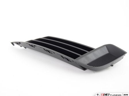 Genuine Volkswagen Audi - 8V58076829B9 - Lower Bumper Grille - Satin ...