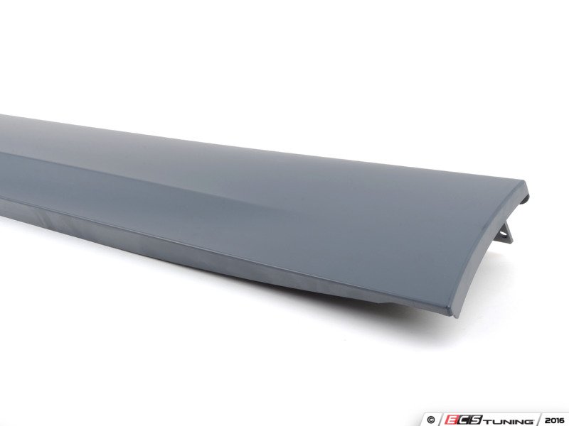 Genuine BMW - 51777202654 - PRIMED RIGHT DOOR SI (51-77-7-202-654)