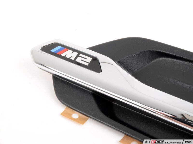 Genuine BMW - 51138062197 - Side Grille - left (51-13-8-062-197)