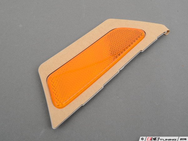 Genuine Volkswagen Audi - 8W0945071 - MARKER LIG (8W0 945 071)