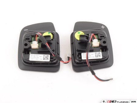 Genuine Volkswagen Audi - 8W0951523J5PR - Shift Paddle Set - Sabre ...