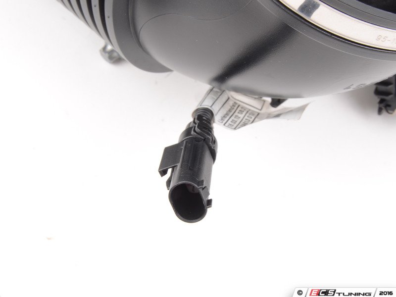 Genuine BMW - 13717808156 - E90 Filtered Air Pipe (13-71-7-808-156)