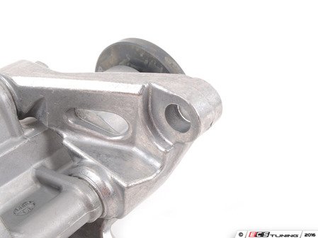 Genuine BMW - 32416796453 - Power steering pump (32-41-6-796-453)