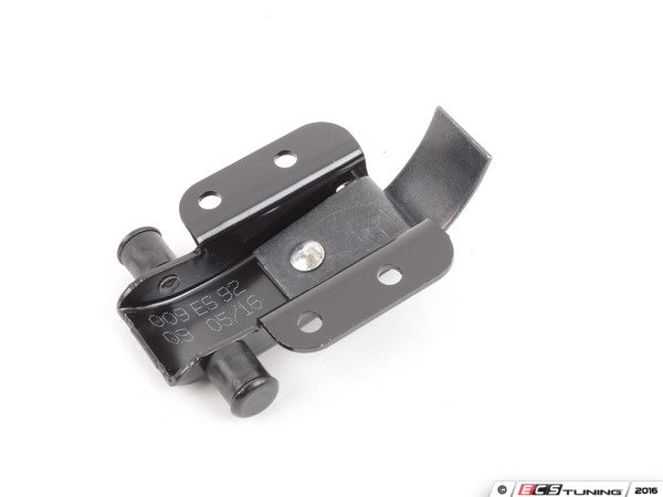 Genuine Mercedes Benz - 9067600428 - BRACKET