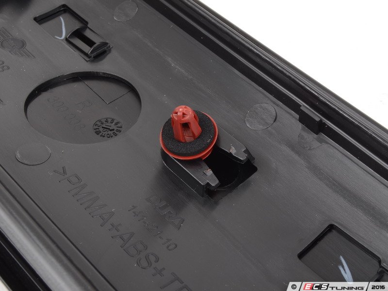 Genuine BMW - 51137300008 - RIGHT COLUMN A COVER - (NO LONGER AVAILABLE ...