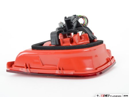 Genuine Volkswagen Audi - 4F5945093F - TAIL LIGHT (4F5 945 093 F)