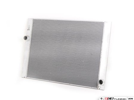 Genuine BMW - 17117519212 - Radiator (17-11-7-519-212)