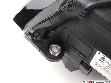 Genuine Volkswagen Audi - 5G0941754C - Headlight - right (5G0 941 754 C)