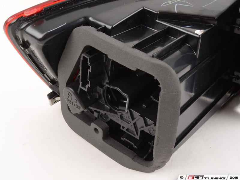 Genuine Volkswagen Audi - 5C6945096B - Outer GLI Tail Light Assembly ...