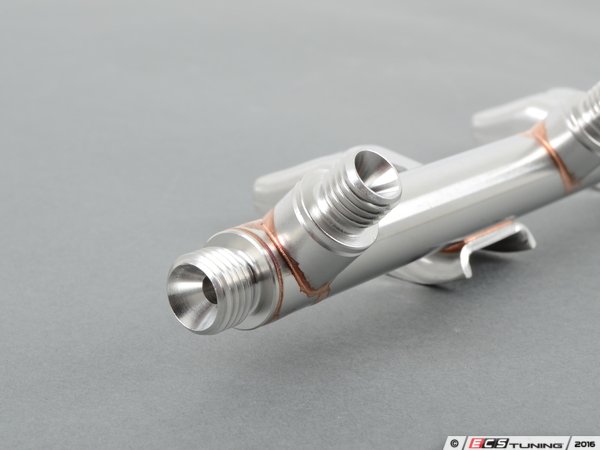 Genuine BMW - 13537575480 - High Pressure Fuel Rail (13-53-7-575-480)