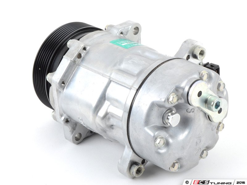 Genuine Volkswagen Audi - 7D0820805E - A/C Compressor (7D0 820 805 E)