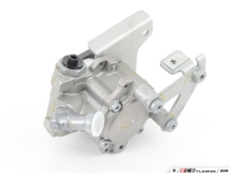 Genuine BMW - 32411097149 - Power Steering Pump (32-41-1-097-149)