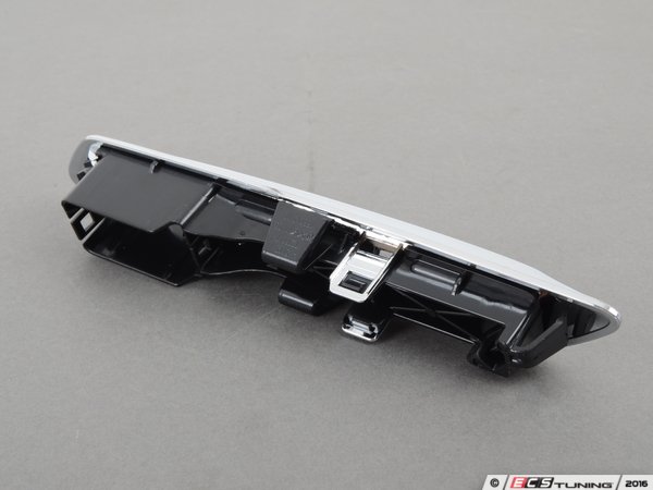 Genuine BMW - 51137336647 - FINISHER, SIDE PANEL, FRONT (51-13-7-336-647)