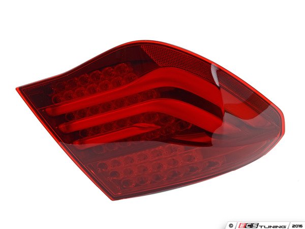 Genuine BMW - 63217300269 - Taillight Assembly for Fender (63-21-7-300-269)