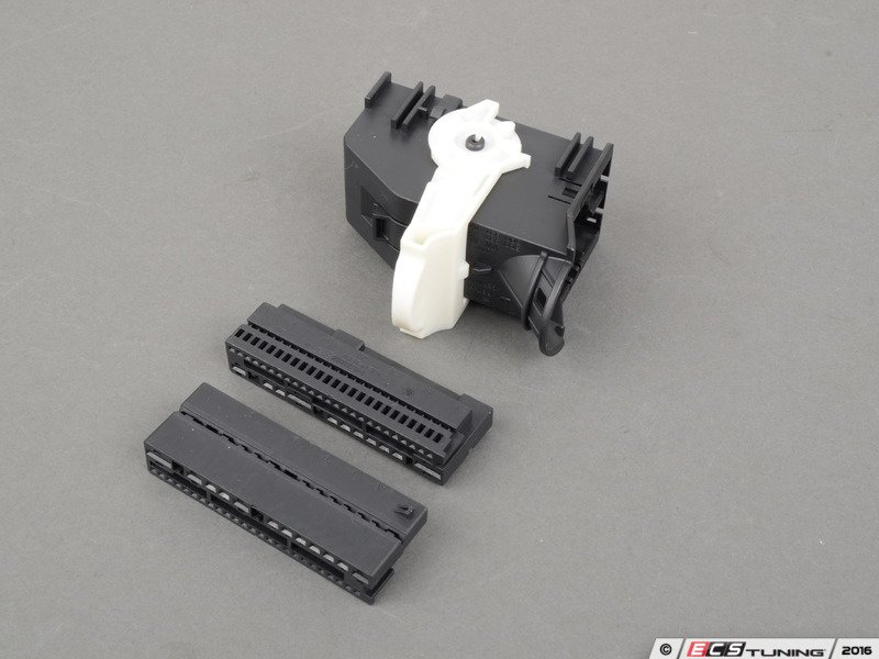 Genuine Volkswagen Audi - 5Q0937700B - Connector Housing - 73 Pin (5Q0 ...