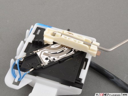 Genuine Volkswagen Audi - 7L0919673F - Fuel Gauge Sender - Right (7L0 ...