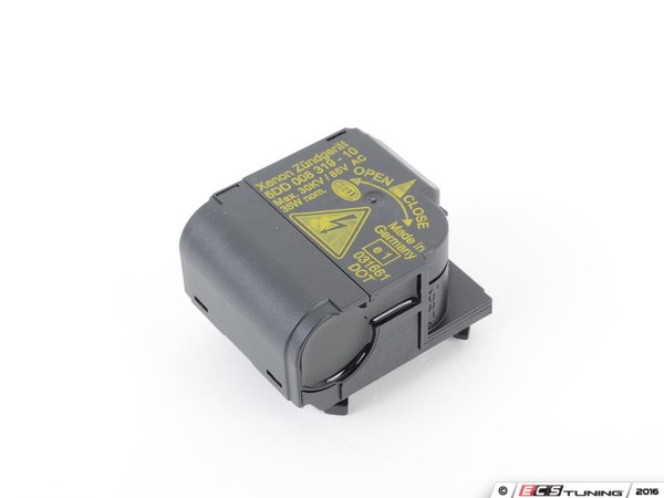 Genuine Mercedes Benz - 0028202526 - High Intensity Discharge Headlight ...