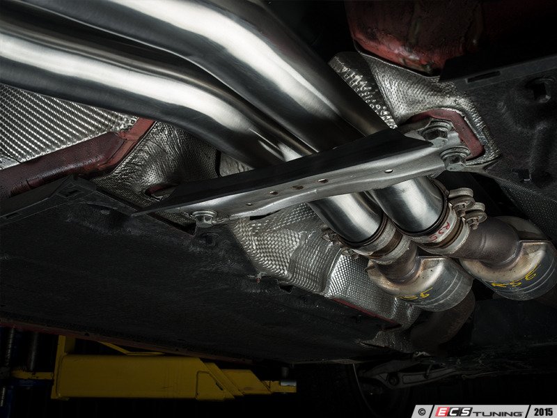 ECS - 004032ecs01KT - RS5 Center X-Pipe Kit