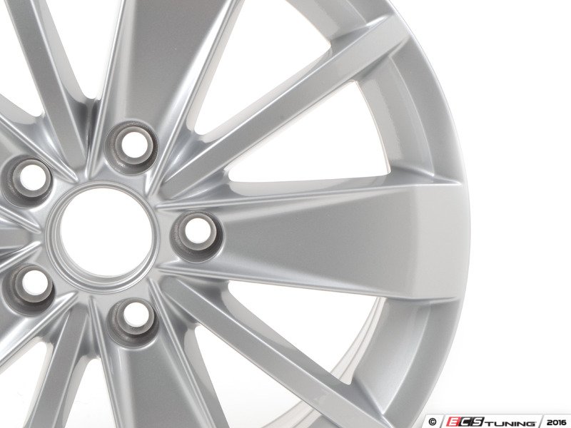 Genuine Volkswagen Audi - 5C0601025AM8Z8 - WHEEL (5C0 601 025 AM 8Z8)