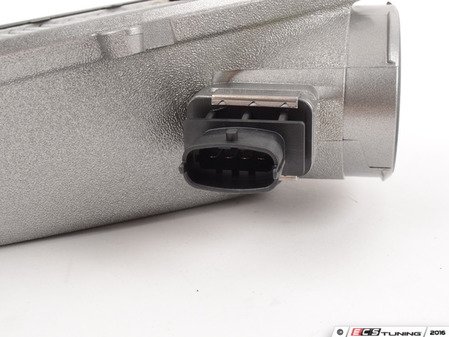 Genuine Mercedes Benz - 1560940506 - Air Box Top Cover With Mass Air ...