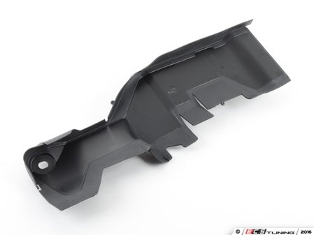 Genuine BMW - 51747301609 - Air duct, left (51-74-7-301-609)