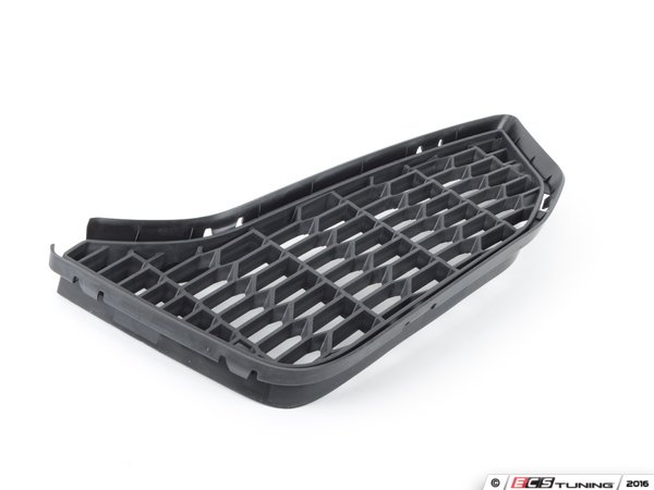 Genuine BMW - 51118054302 - Right Grille Lower Air Intake (51-11-8-054-302)