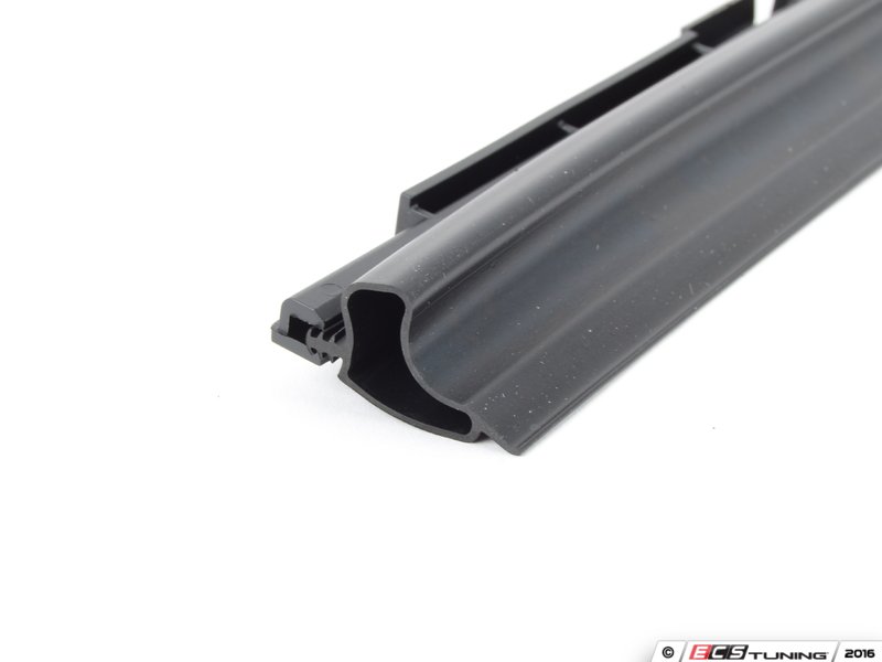 Genuine BMW - 17117585496 - Radiator Seal (17-11-7-585-496)