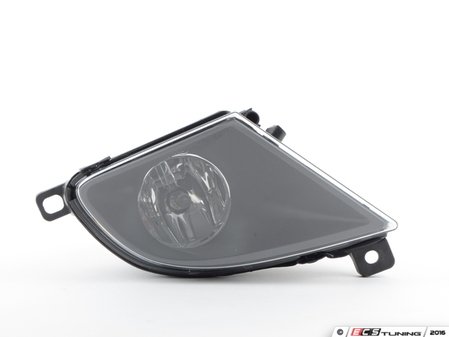 Genuine BMW - 63177177712 - Fog Light - Right (63-17-7-177-712)