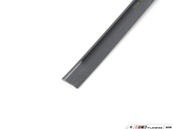 Genuine BMW - 51317285940 - F34 upper Windshield seal (51-31-7-285-940)