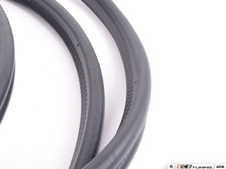 Genuine BMW - 51767187307 - Trunk Lid Gasket (51-76-7-187-307)