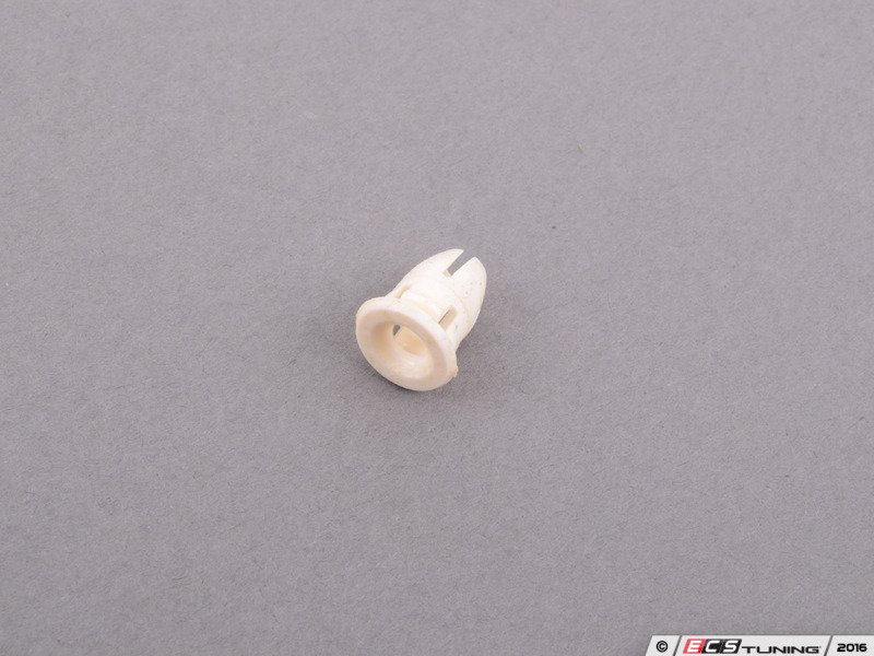 Vaico - 0019887681 - Moulding Clip - Priced Each