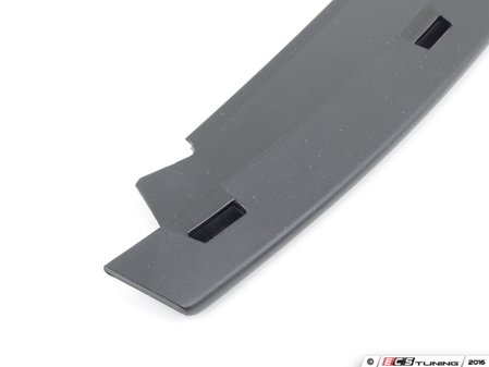 Genuine BMW - 51117315473 - COVER, LOWER PART CENTER (51-11-7-315-473)