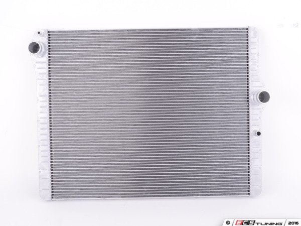 Genuine BMW - 17112284607 - Radiator (17-11-2-284-607)