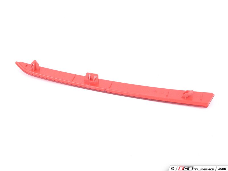 Genuine BMW - 63147847166 - Rear bumper reflector - right (63-14-7-847-166)