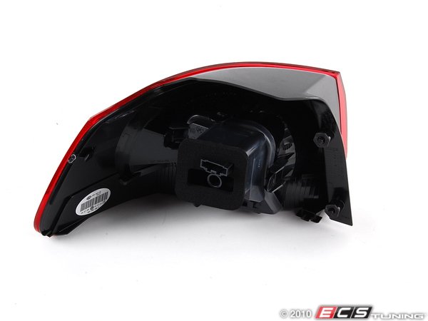 Genuine Volkswagen Audi - 5K0945096G - Outer Tail Light Assembly ...