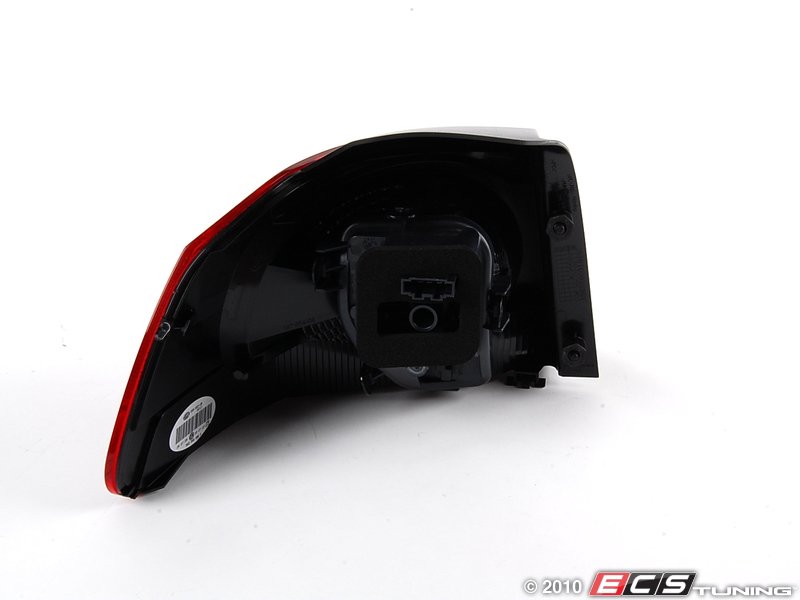 Genuine Volkswagen Audi - 5K0945096G - Outer Tail Light Assembly ...