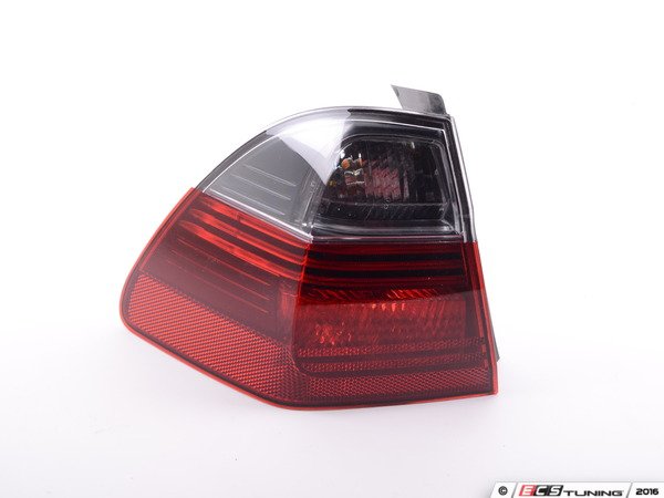 Genuine BMW - 63210411415 - REAR LIGHT (63-21-0-411-415)