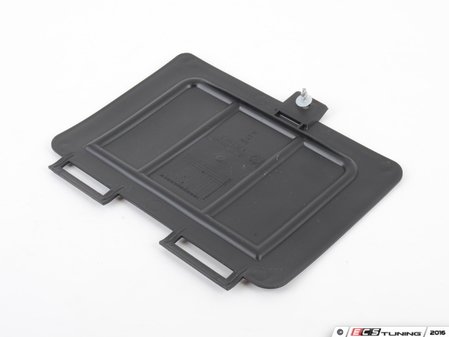 Genuine BMW - 51617199687 - Oil Drain Plug Access Panel (51-61-7-199-687)