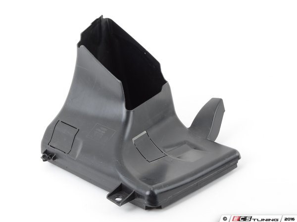 Genuine BMW - 51747200774 - Side Air Duct - Right (51-74-7-200-774)