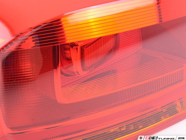 Genuine Volkswagen Audi - 5N0945095R - Outer Tail Light - Left (5N0 945 ...