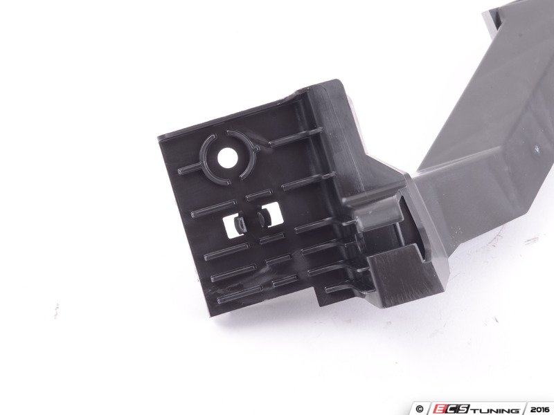 Genuine Volkswagen Audi - 5C5807132 - Rear Bumper Bracket - Right (5C5 ...