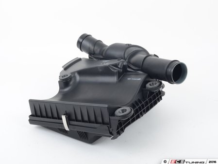 Genuine BMW - 13717556547 - Air box (13-71-7-556-547)