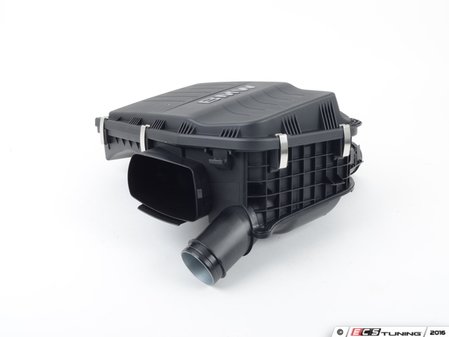 Genuine BMW - 13717556547 - Air box (13-71-7-556-547)